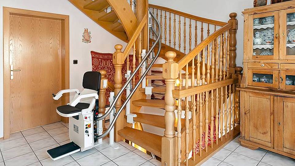 HIRO LIFT - NovelCare - Cyprus Stairlift and Disabled Access Solutions